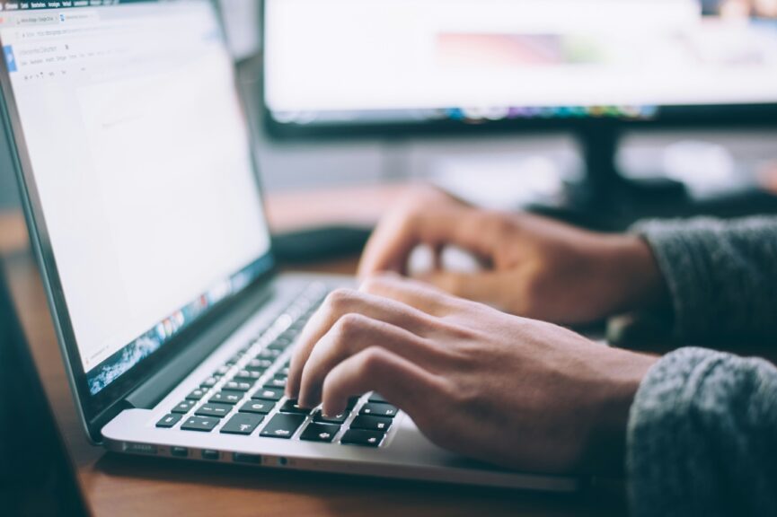 Interpreters Unlimited Offers AI Powered Machine Translation